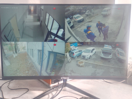 Ustanofka kamera videonablyudeniya Domofon