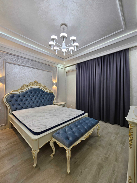 Паркентский 3/4/8. Real House