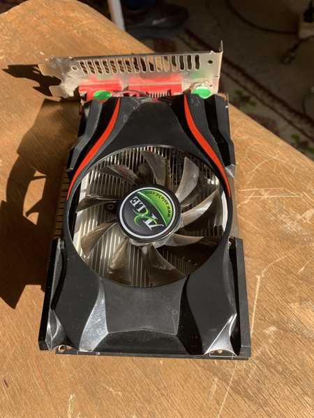 GTX 750 Ti sotiladi