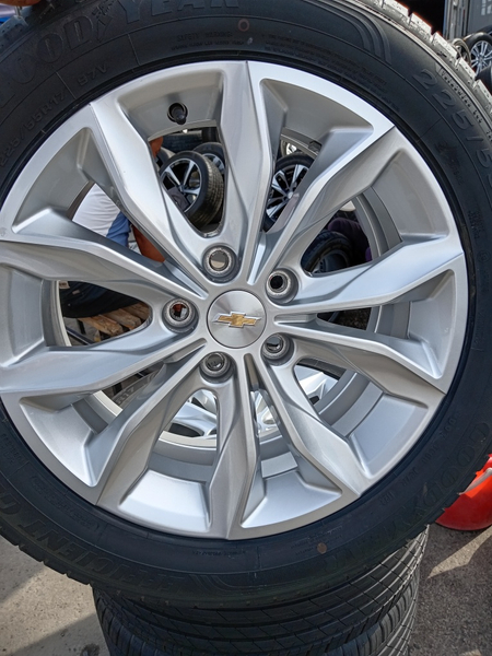 R17 Malibu premier orginal diska Balon Xolati yangi