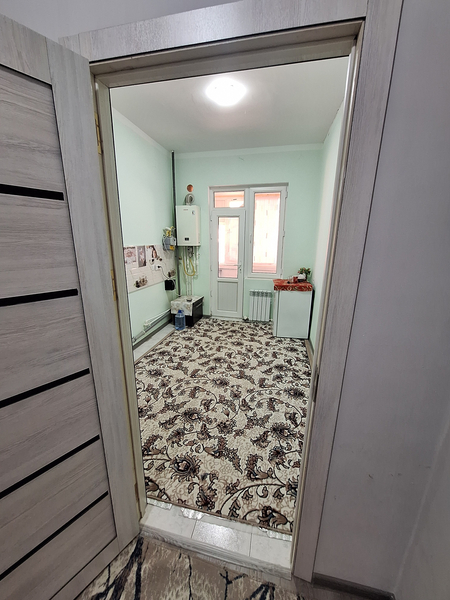 Ijara uy. 7-mikrorayon. dtm markaz orqa tomonida.