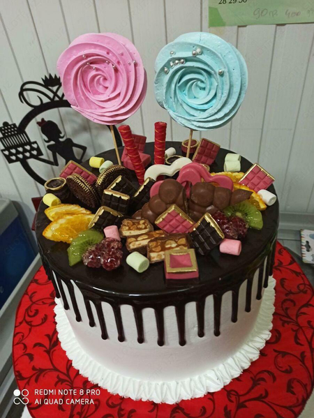 Bayram va yığınlar uchun Tort va pishiriqlar