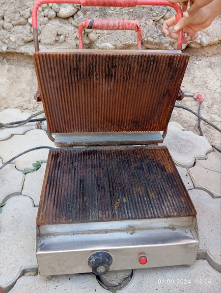 Tostir sotiladi xammasi 200$