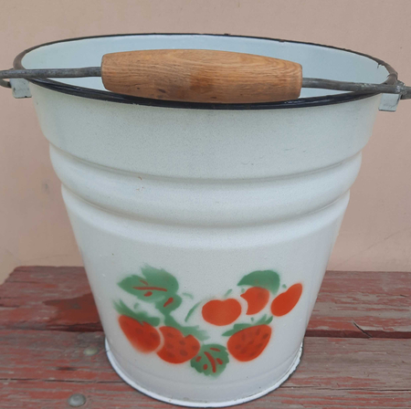 эмалированное ведро (СССР)