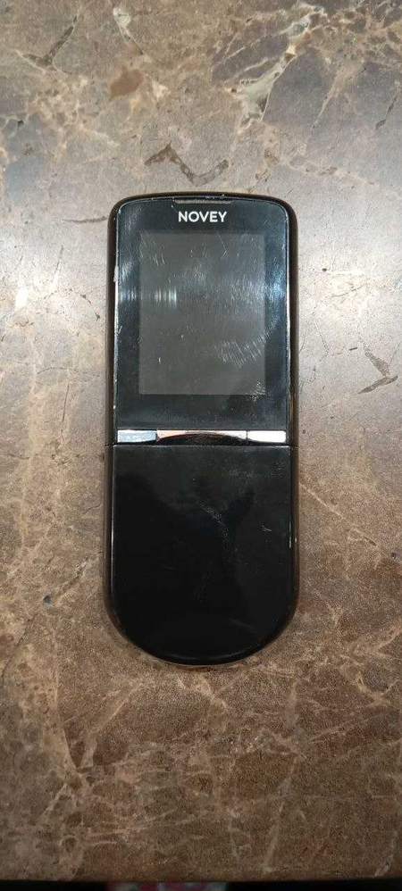 Кнопочный телефон Novey N880