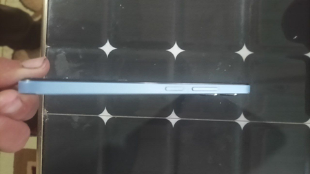 Redmi 12 srochna sotiladi