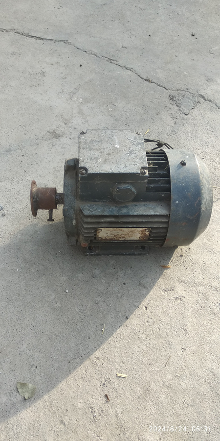 Motor mis amotka 1300 aborotnarxi 500000