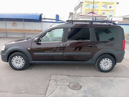 Lada Largus bir qo'l