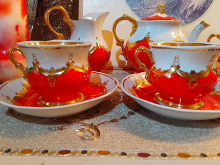 Сервиз красный бутон