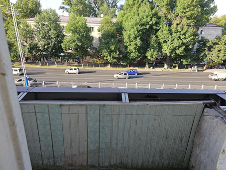 Чиланзар 1 кв М.Новза Ул мукимий 1/4/5 вдоль дороги Кирпич Балкон 1×3