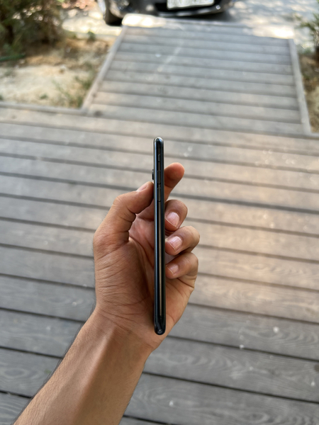 iPhone se 3 midnight