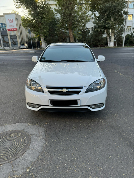 Gentra, 3-pozitsiya