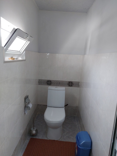 Нуравшан тойтепа центр дом 5 сот, 195 кв.м 4 ком,кухня,столовая,прихож