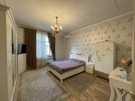 Продается Евро дом Ор-р: улица Мукимий 500м2