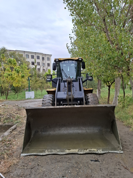 XCMG LW300FN Richag Yili 2019 Idealni Xolatda  4000_Soat ishlagan