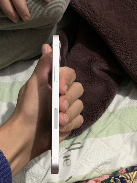 Iphone 12 srochni sotiladi pul zarur