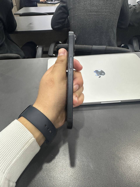iPhone 15 128Gb sim