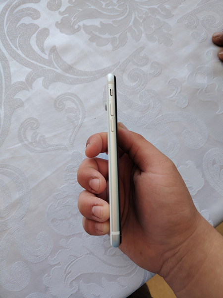 iphone se 2020 aybi yoq