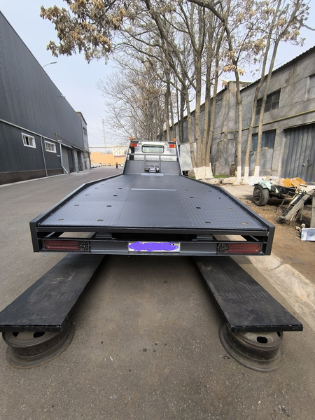 Evakuator Plotforma ISUZU 5tn ga Sotiladi !!!