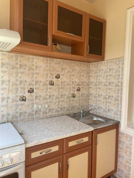 Продаётся 3 комнатная  Алгаритм Эшонгузар