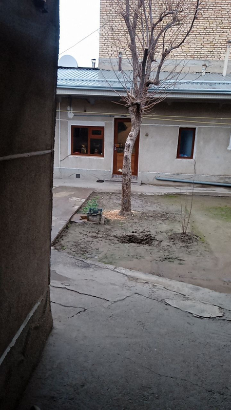 Дом мирабадский район