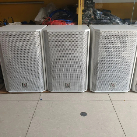 Musik_shop_pyramif kalonka