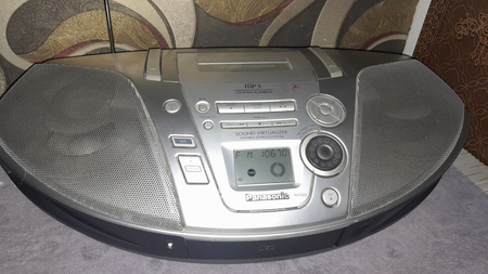 Магнитола Panasonic RX-ES23E