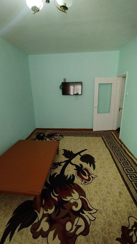 Kvartiraga 1 xonalinl uy bor