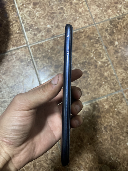 Sotiladi infinix hot 11