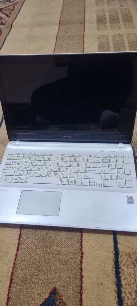 Noutbok 4/500gb xolati yaxwi