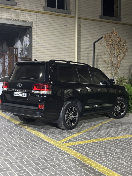 Land Cruiser 200 4.6L V8