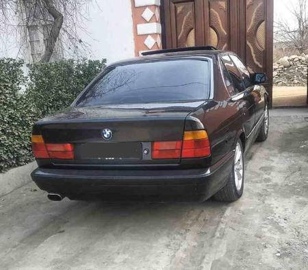 Продам срочно BMW e34