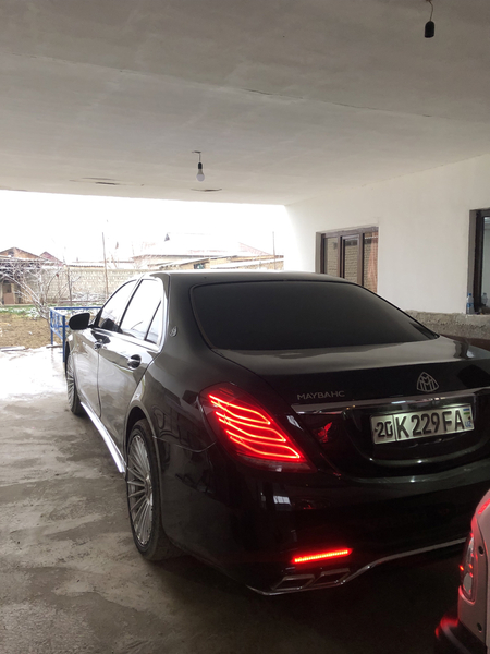 Maybach w222 sotiladi