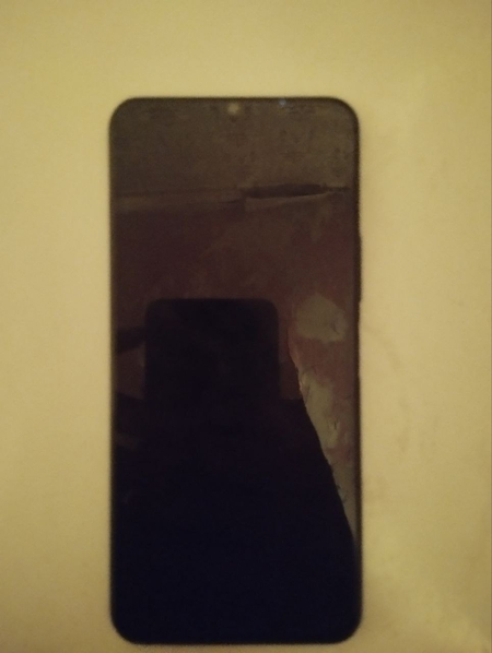 Vivo V2027 Y20. Toʻliq fikir pastda