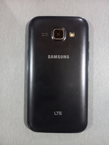 Samsung GALAXY J 1.