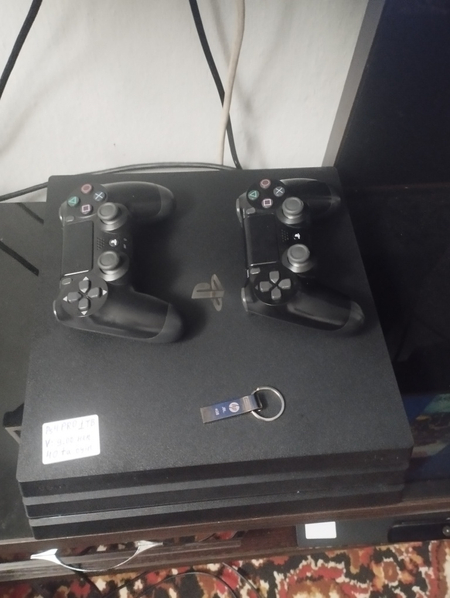 PlayStation 4 Pro 1 terabayt V:9.00 +40 ta oyin+6 oy garantiya