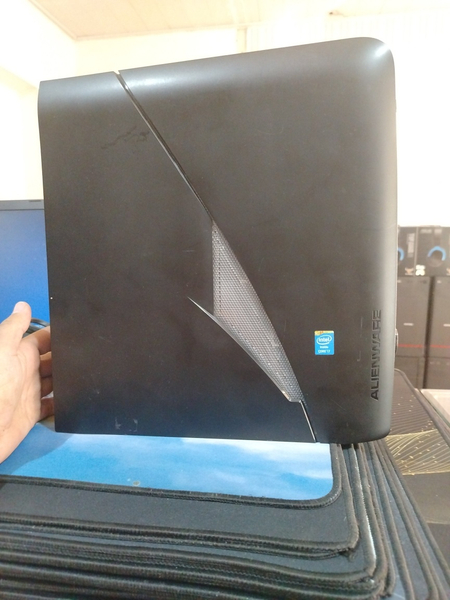 Dell Mini kompyuter yaxshi holatda