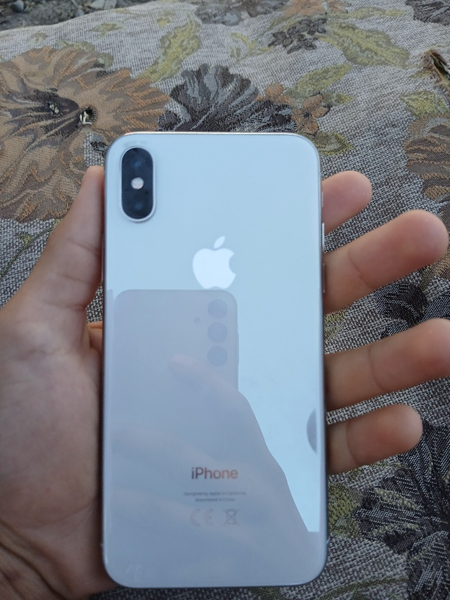 Iphone X. Holati chotki 73 yomkist radnoy