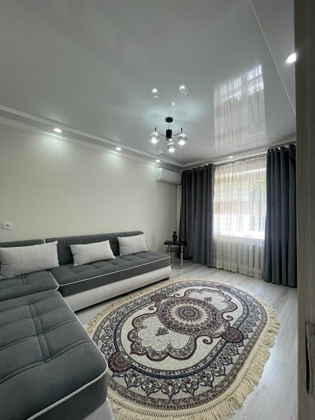 Продам 2/2/4 Буюк Ипак йули 171 школа саехат макро