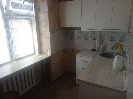 Продаётся 1 комнатная квартира на 3 этаже на Карасу 6.
