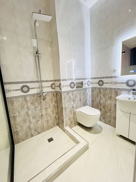3-к. квартира, 108 м², 3/10 эт.