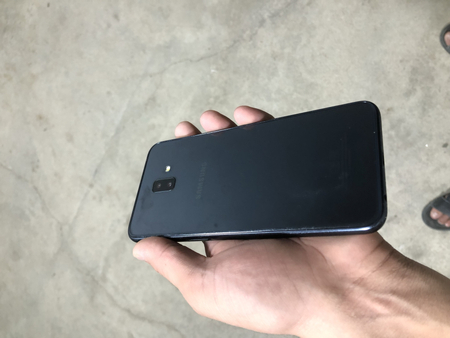Samsung J6 plus 32 gb