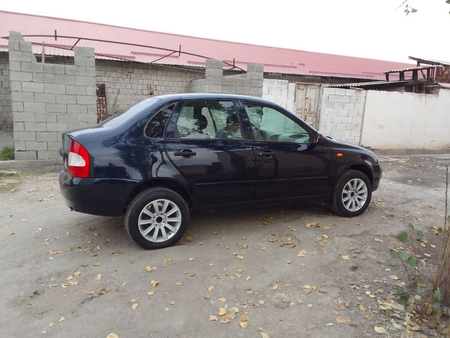 Lada kalina sotiladi