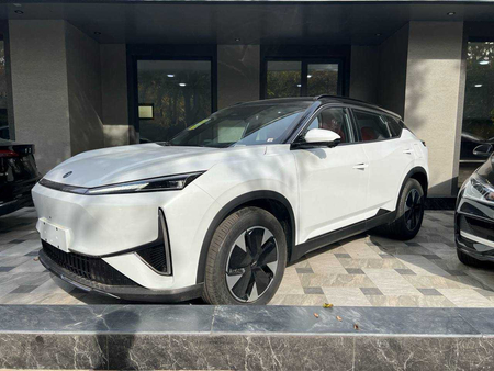 Dongfeng Aelous  L7  gibrid ozrular biz bilan oson