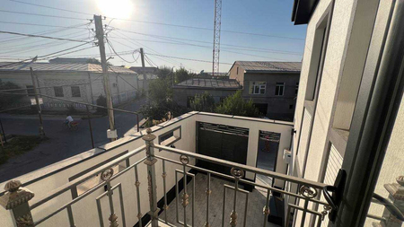 V3089 ДОМ хасанбой махалла Соток 1,3 Комната: 5 Санузел: 3 евро ремонт