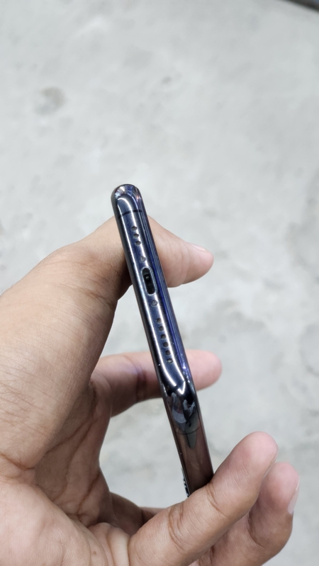 iPhone 11 Pro Sotiladi