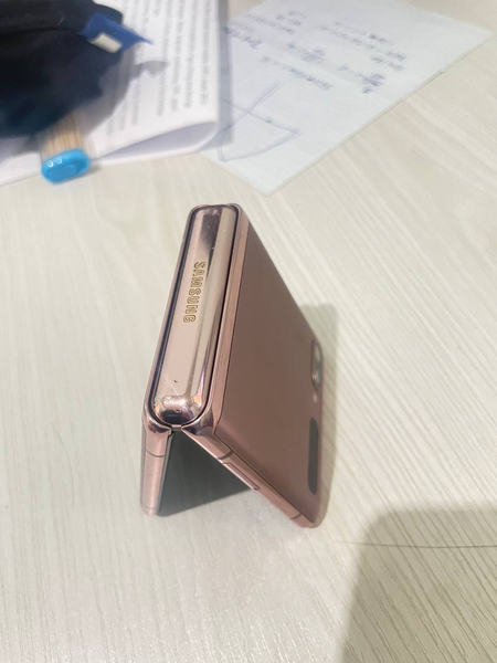 Samsung z flip 5g