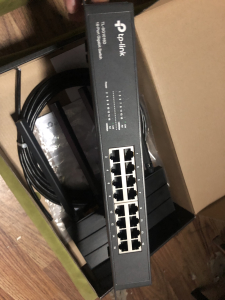 Свич tp-link tl-sg1016d