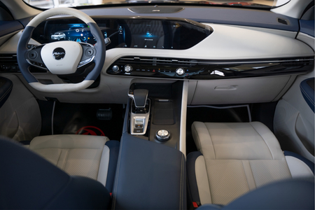 Dongfeng Aeolus Huge Hybrid 2023
