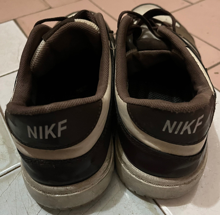 Продаются мужские кроссовки Nike 43 размера. Дешево